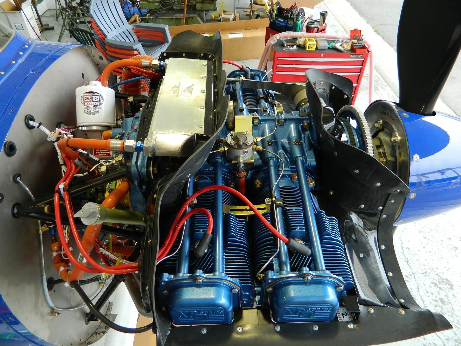 Building high-performance experimental aircraft engines.