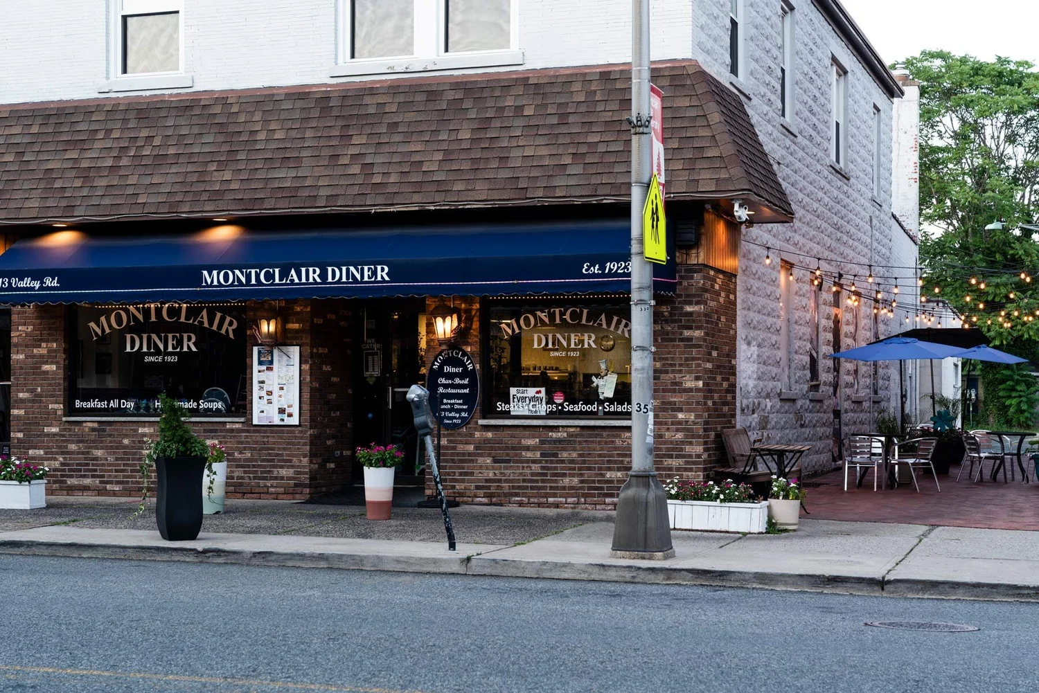 Contact 2 — Montclair Diner