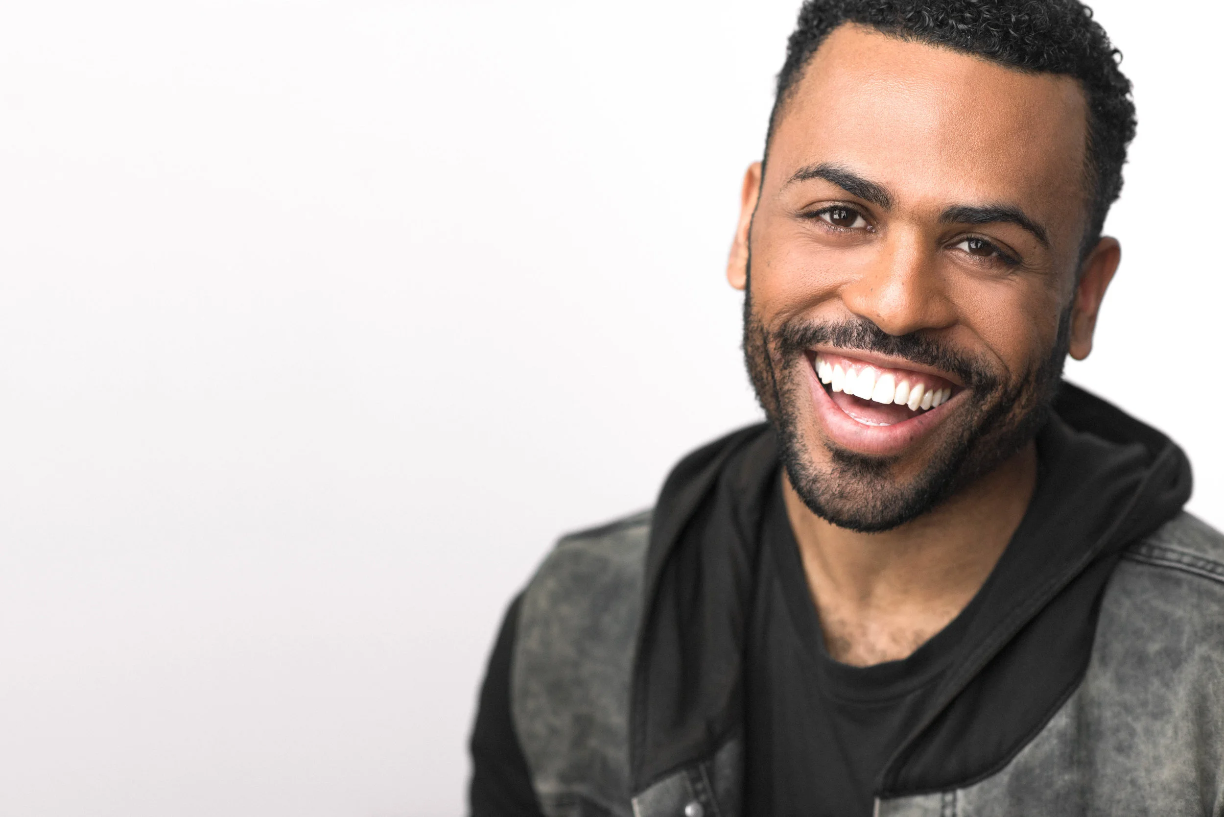 Headshot Photographer | Todd Estrin NYC Headshots and Portraits