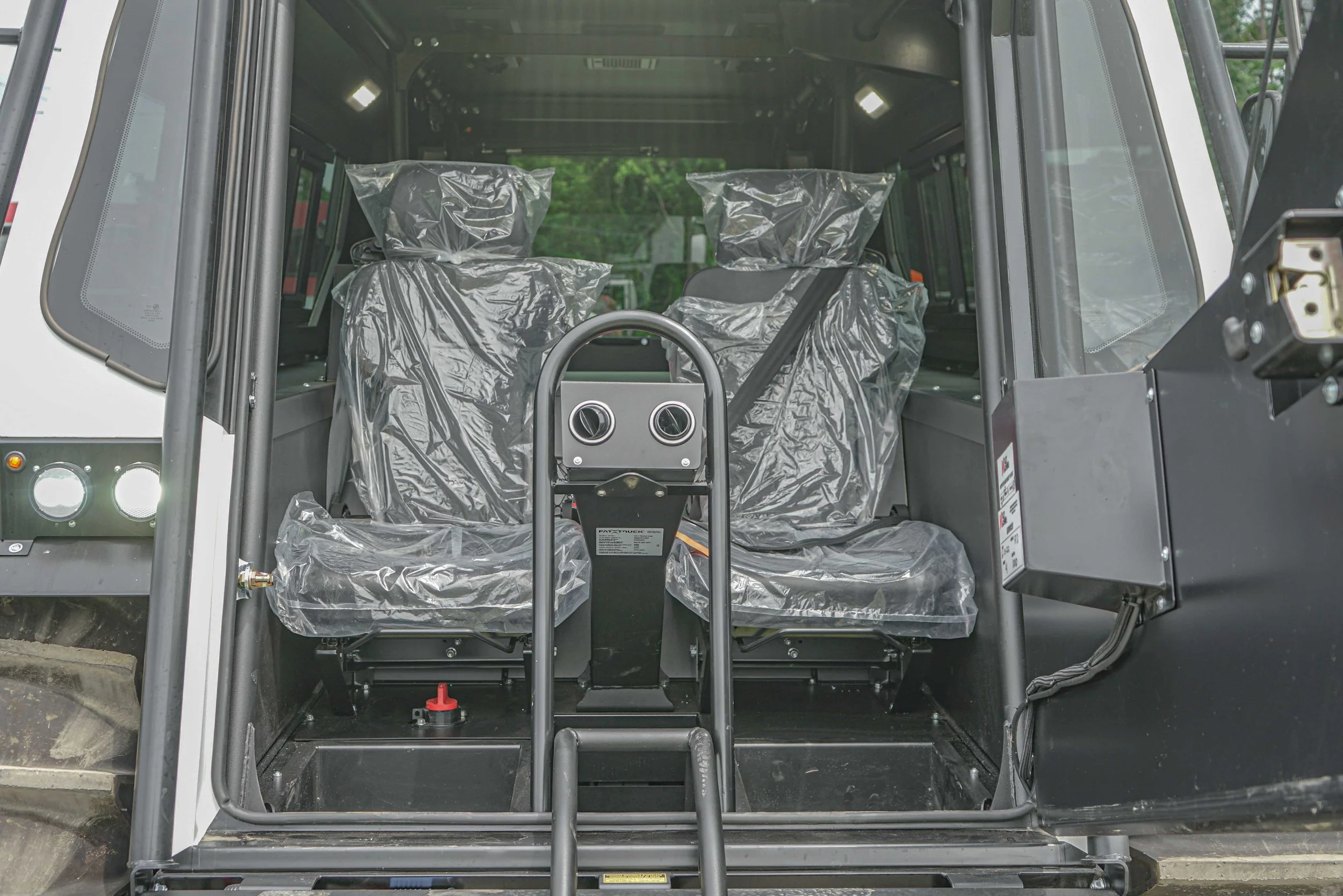 Fat Truck | Crawler Carrier Sales & Rentals | Multi Machine