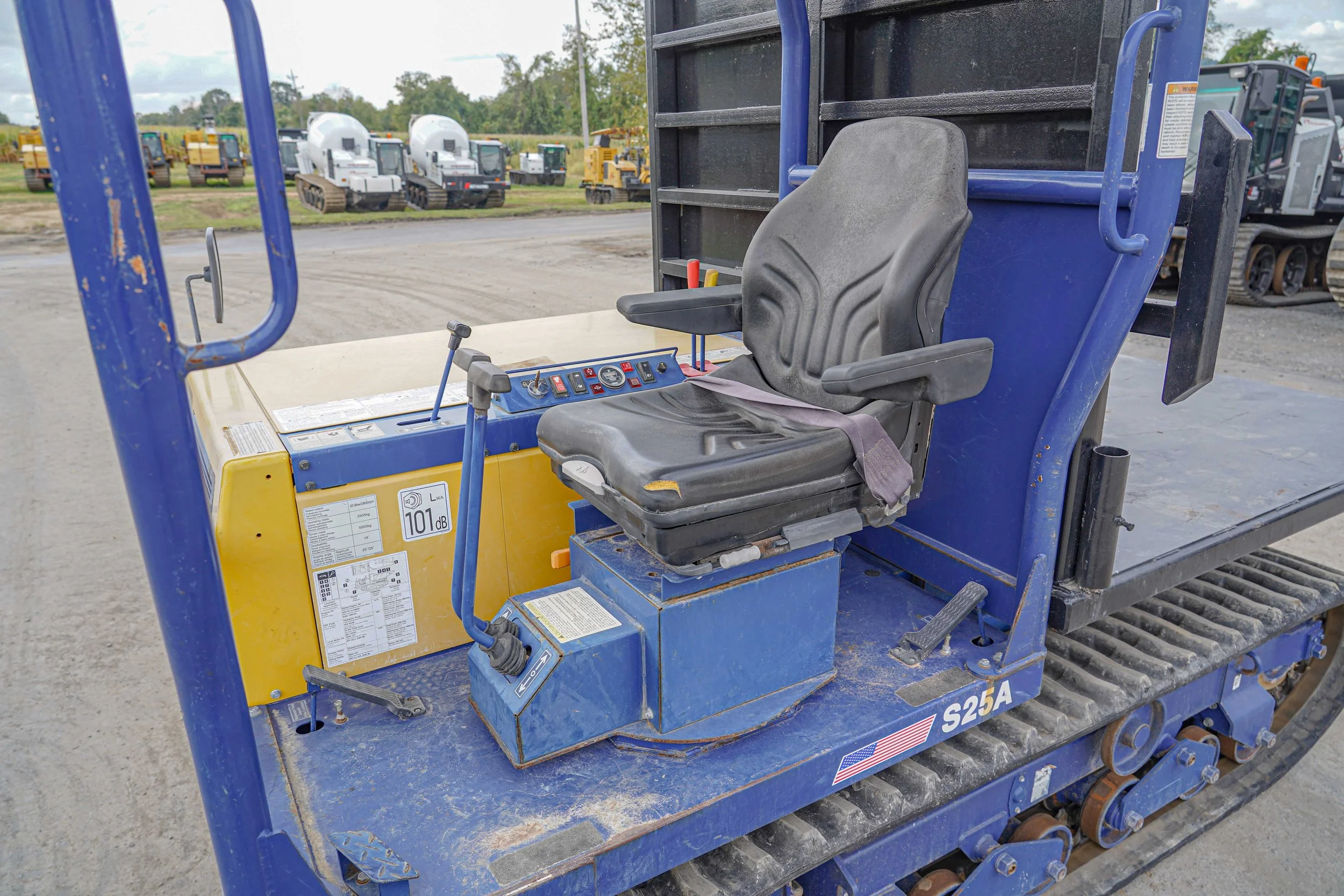 Canycom | Crawler Carrier Sales & Rentals | Multi Machine