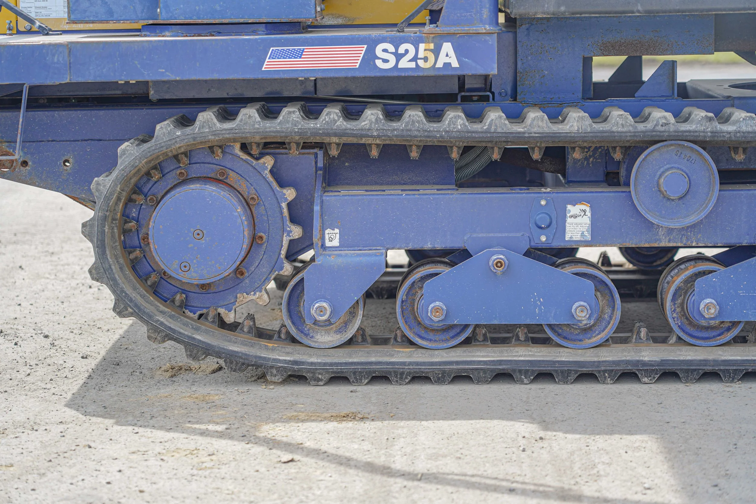 Canycom | Crawler Carrier Sales & Rentals | Multi Machine