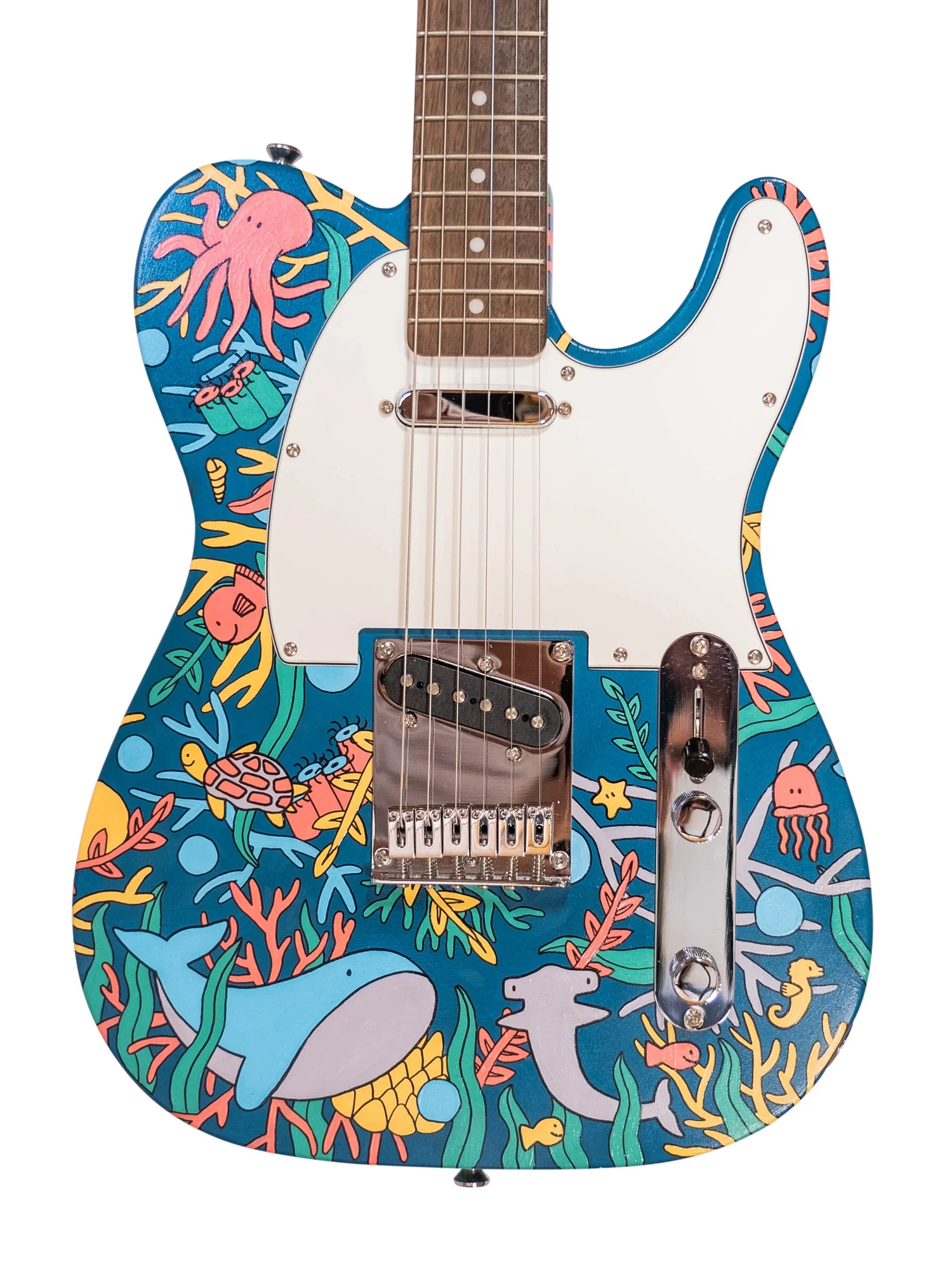 How to Paint an Electric Guitar in 10 Easy Steps — Becca Dwyer Design