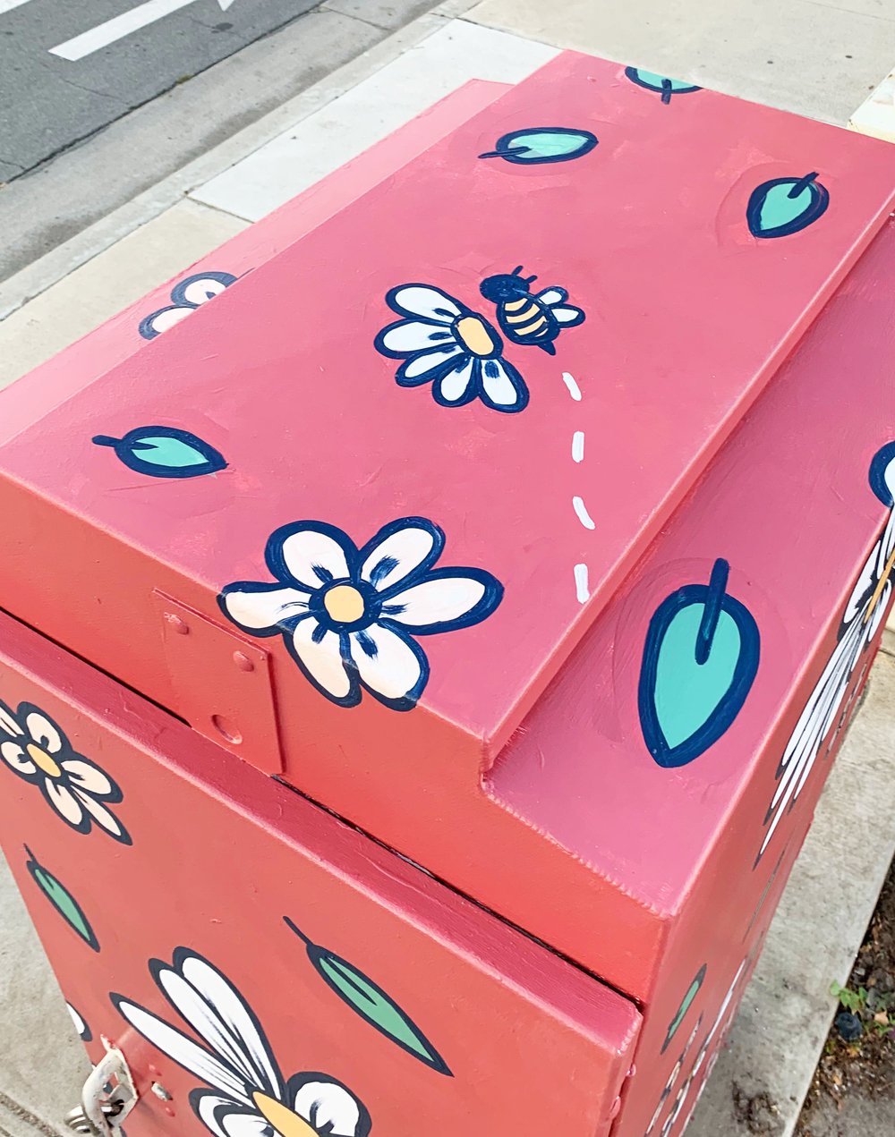 How to Paint a Utility Box in 10 Easy Steps — Becca Dwyer Design