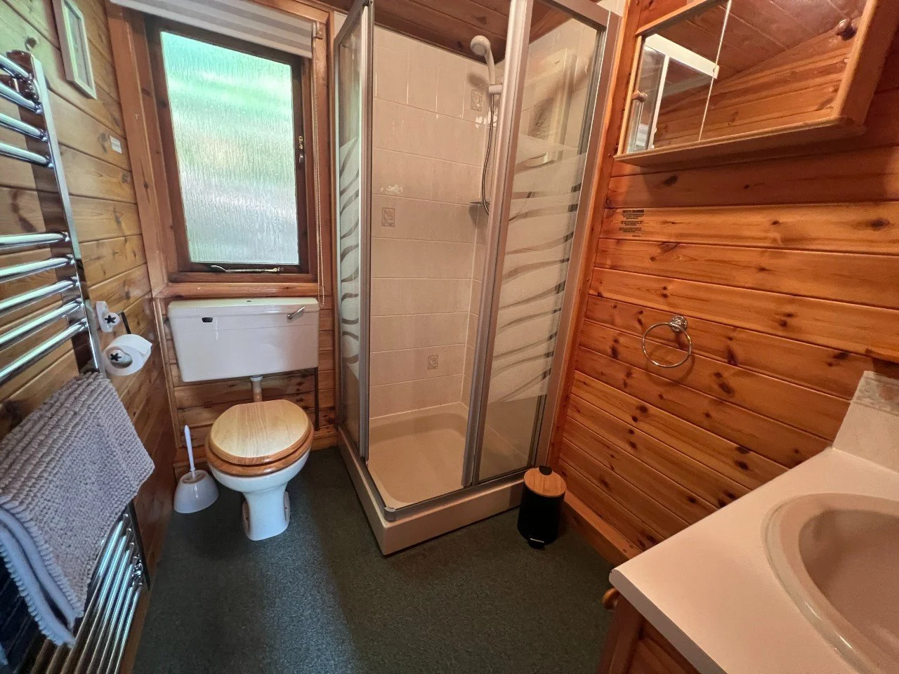 Little Water Tarn Holiday Lodge nr Ambleside | Neaum Crag Holiday ...