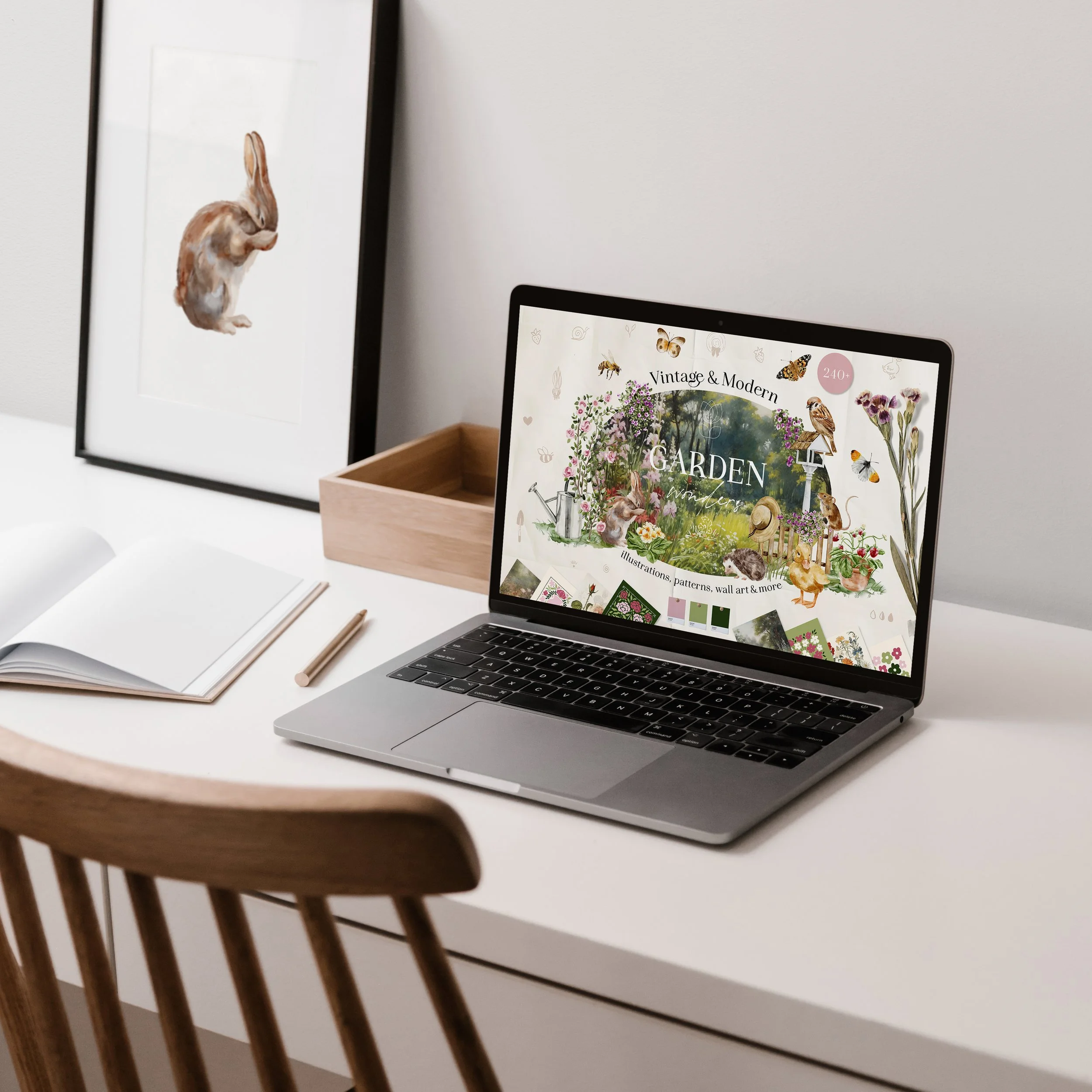 Julia Dreams: Digital Resources and Seamless Patterns