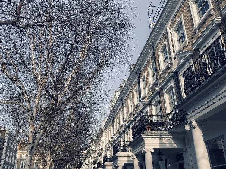 British Period Architecture: Tudor to Edwardian Style — Street Designed