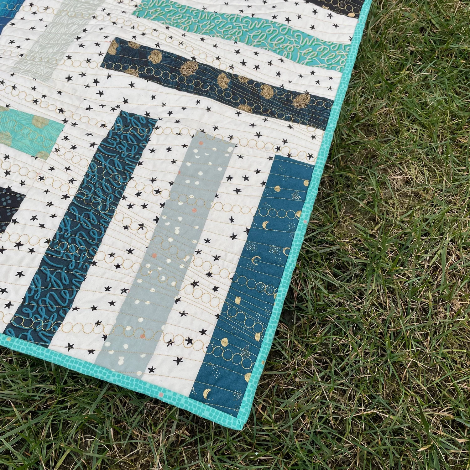 Joyful Stripes 2.0 - Ruby Star Society Winter Fat Quarter/Starry version — Allison Ramsing