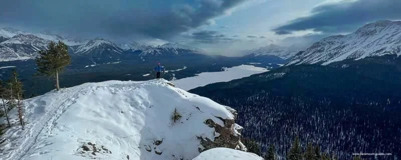 "Learn-how-to-ski-touring-with-Paramount-Guides"