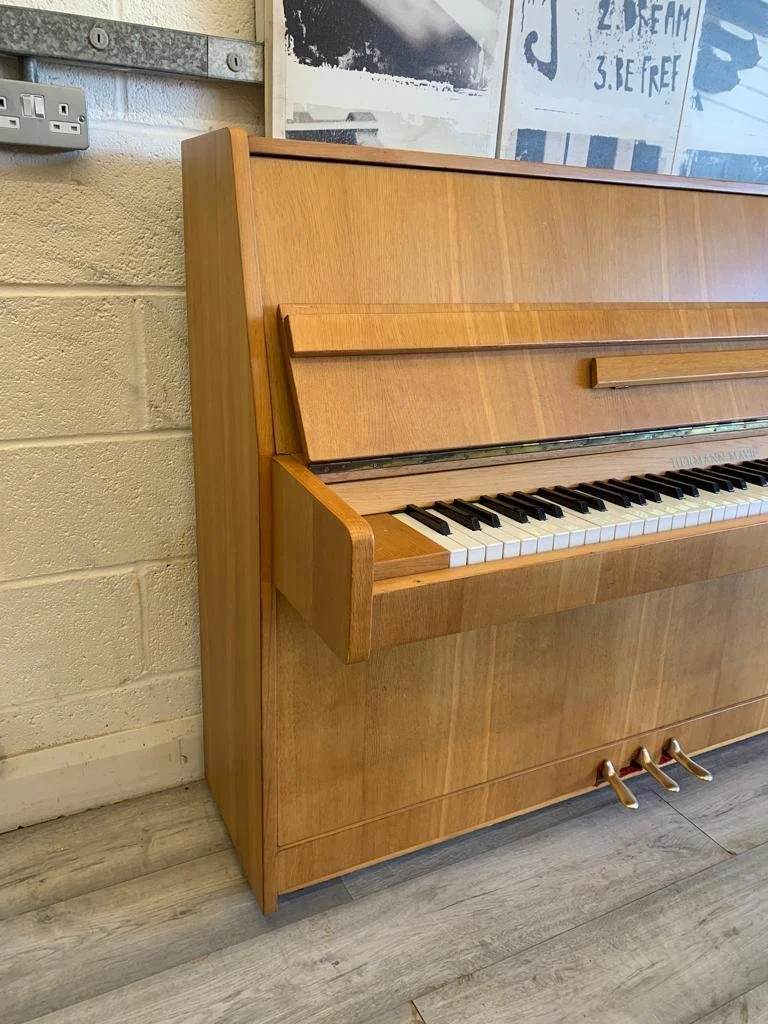 Used piano sales and removals — Pianos Direct