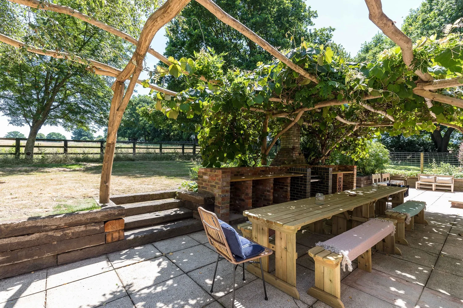 Lower Barn House | West Sussex | Big country house for large families ...