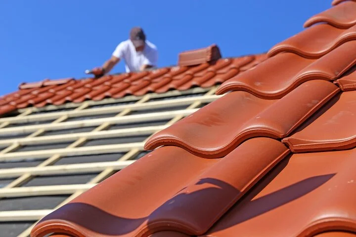 Detect Bad Roofing Contractors Easily With These Effective Tips