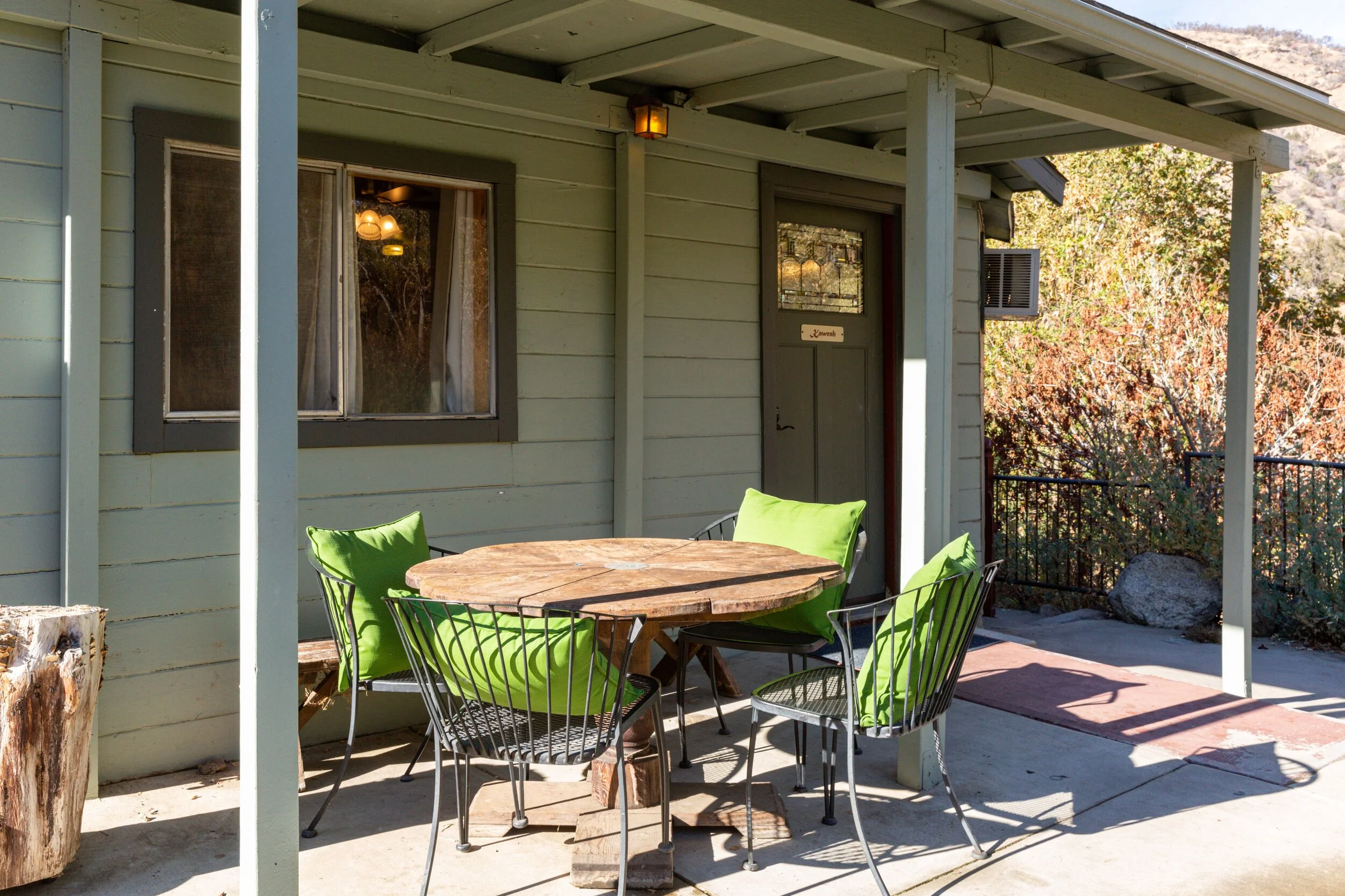 Kaweah River Cabin — Sequoia Pacific Holiday Homes