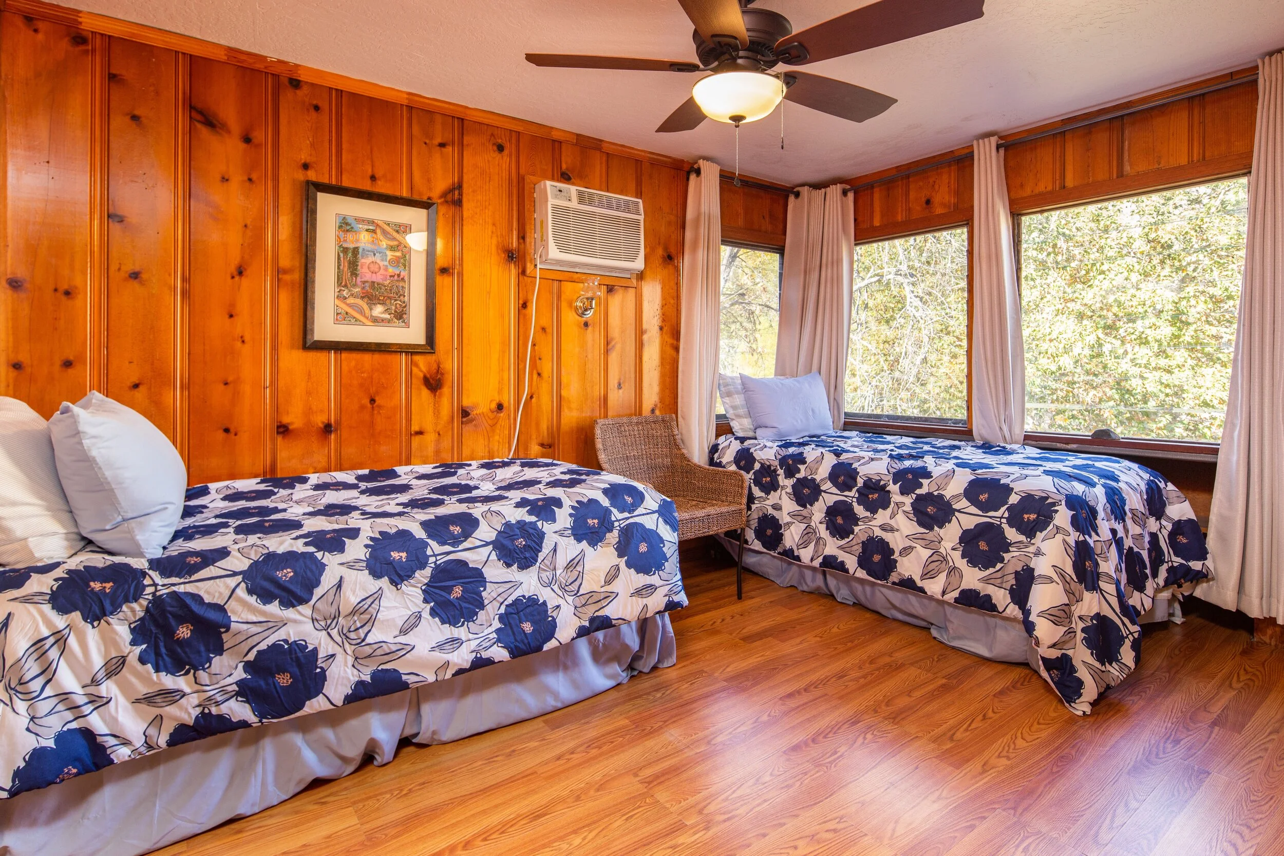 Kaweah River Cabin — Sequoia Pacific Holiday Homes