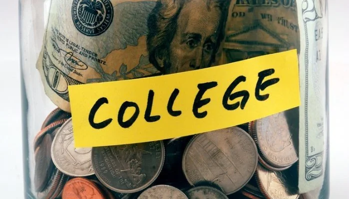 How to Choose a University That Fits Your Budget: A Practical Guide ...