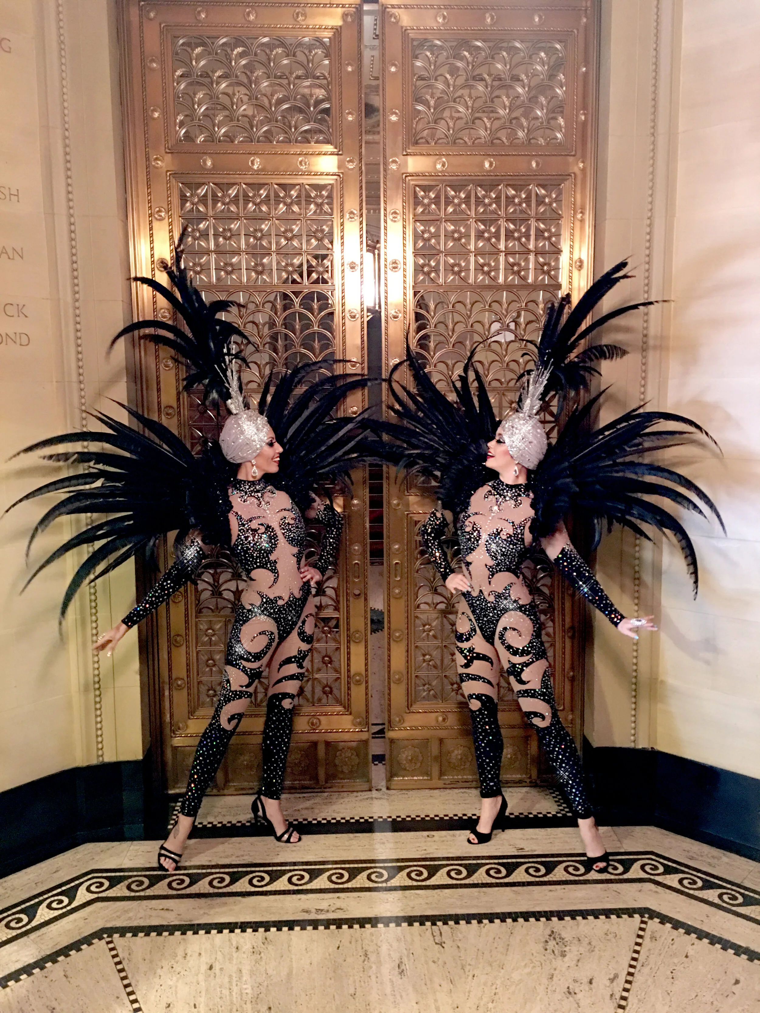 Book Glamorous Showgirls: Exquisitely Costumed Greeters, & Dancers, for ...