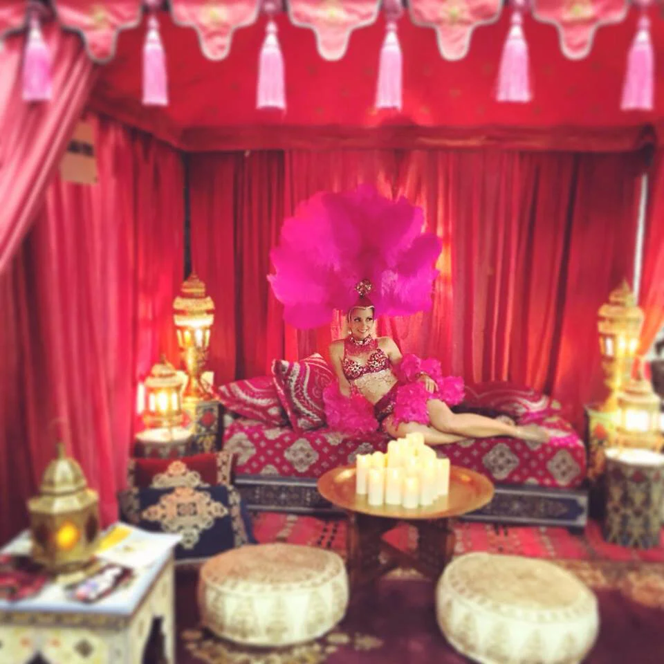 Book Glamorous Showgirls: Exquisitely Costumed Greeters, & Dancers, for ...