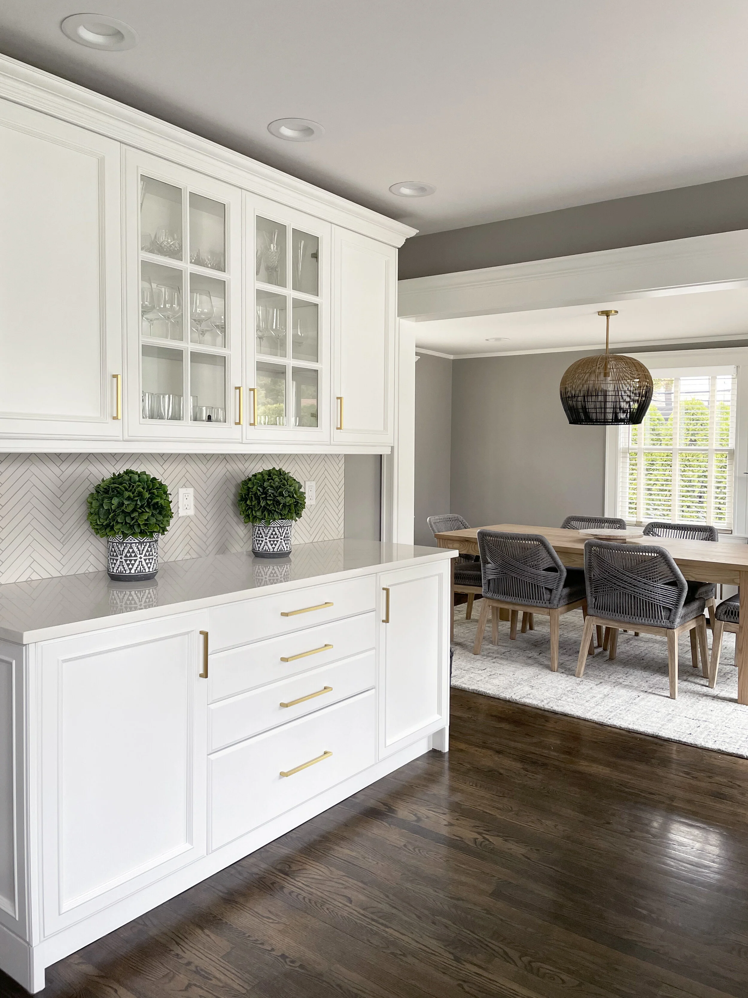 GARDEN CITY KITCHEN — dawn interiors