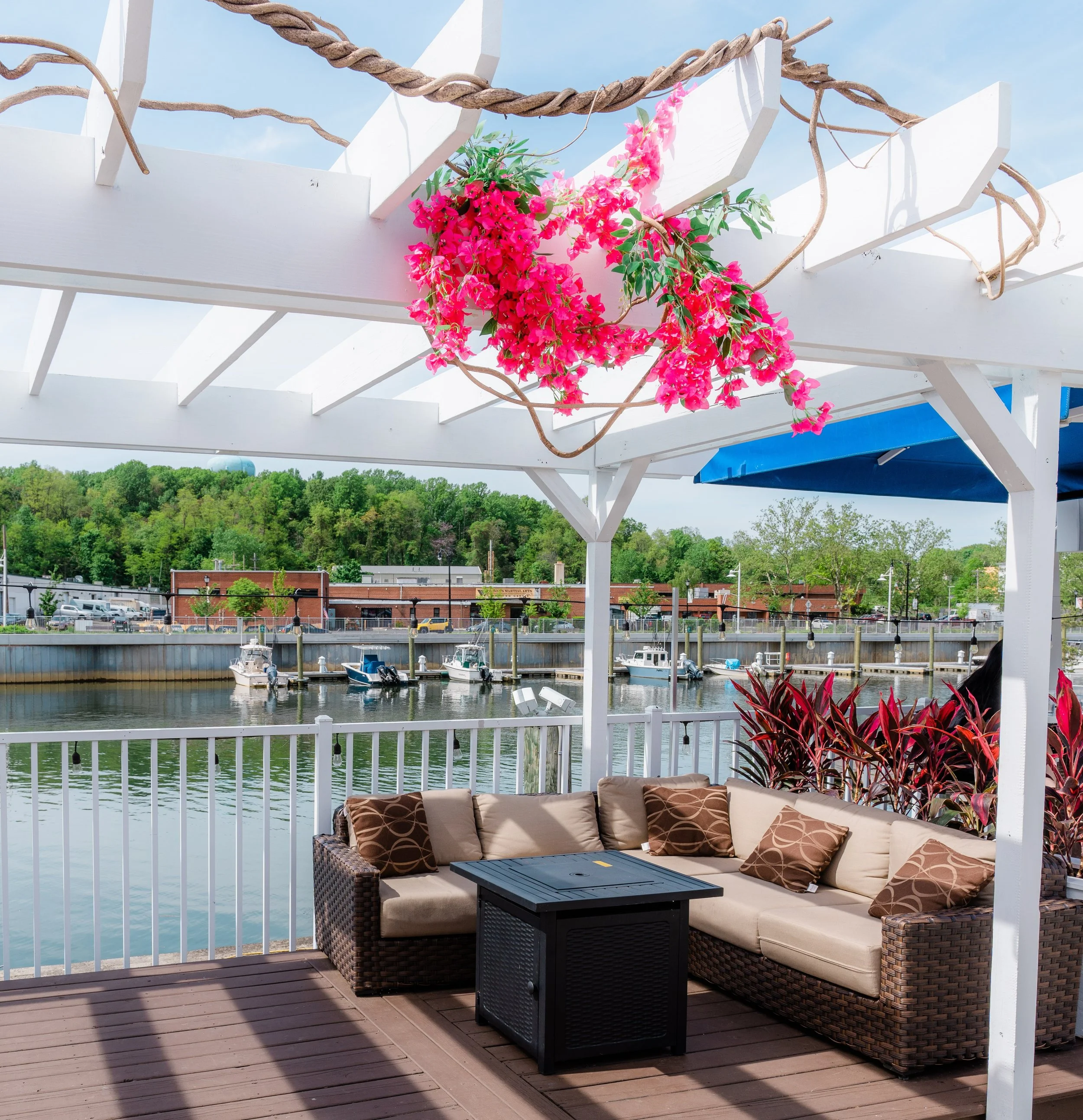 The Cove Restaurant and Oyster Bar