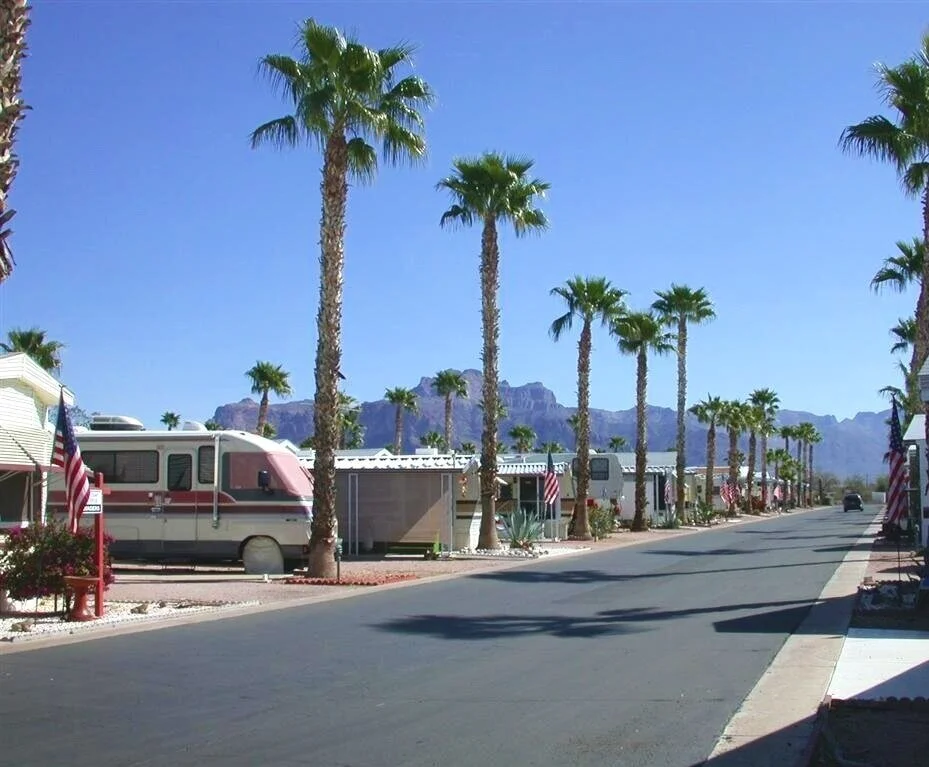 Weaver's Needle RV Resort