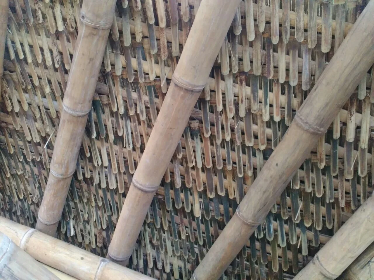 3-layer bamboo roof shingles — Better Bamboo Buildings