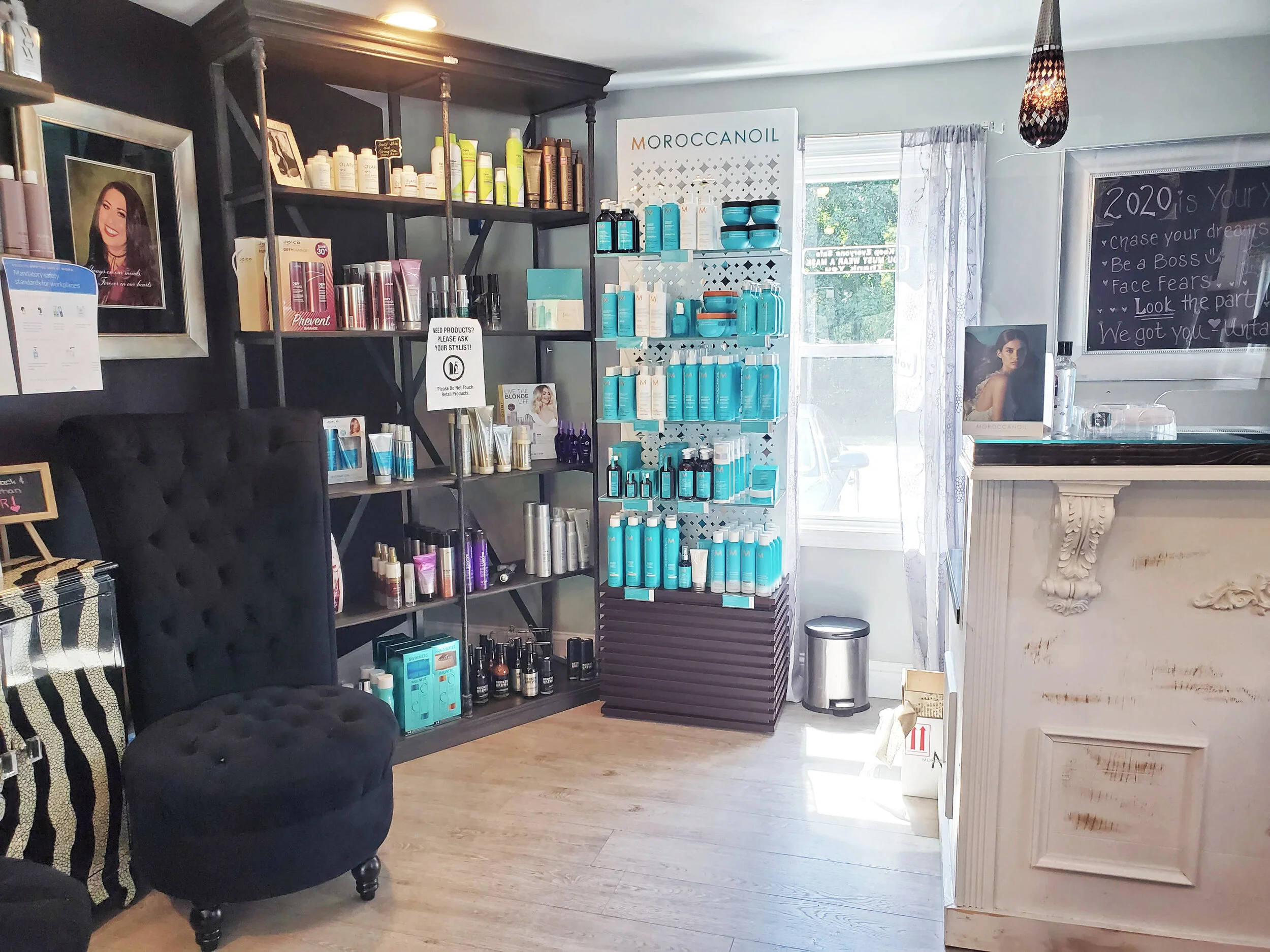 Jen's Untamed Salon & Spa