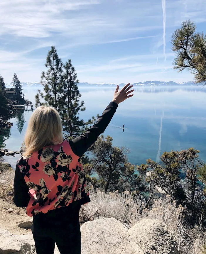 The Violet Fog - Honest & Raw Female Opinions