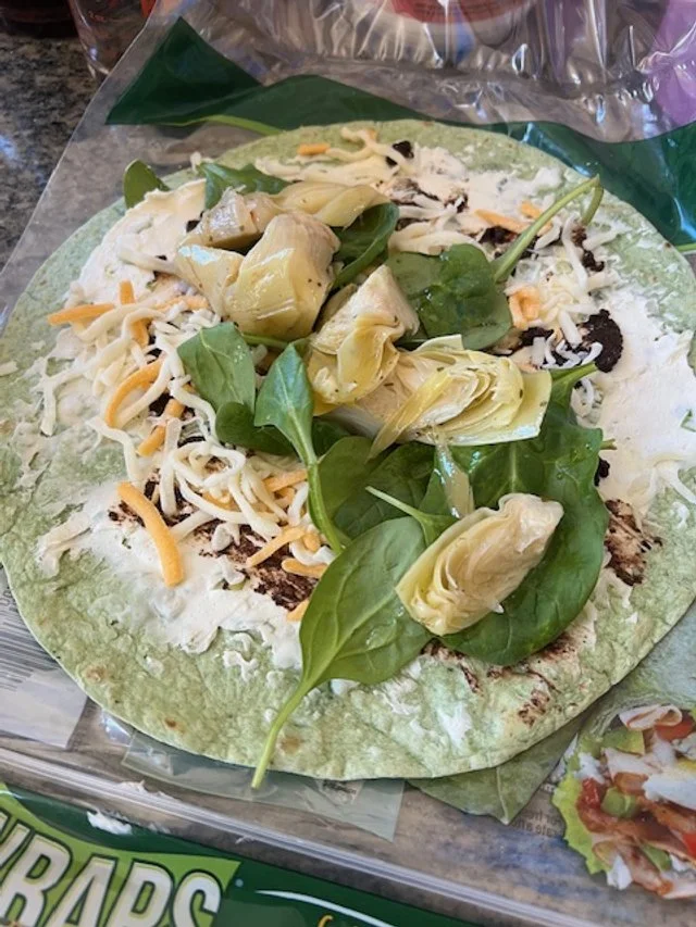 Spinach Pinwheels — Deno's Diner