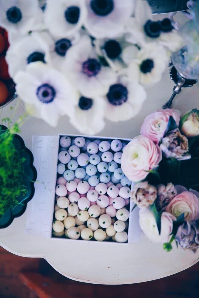 Pastel Almond Truffle (Toot) — Maison De La Fork