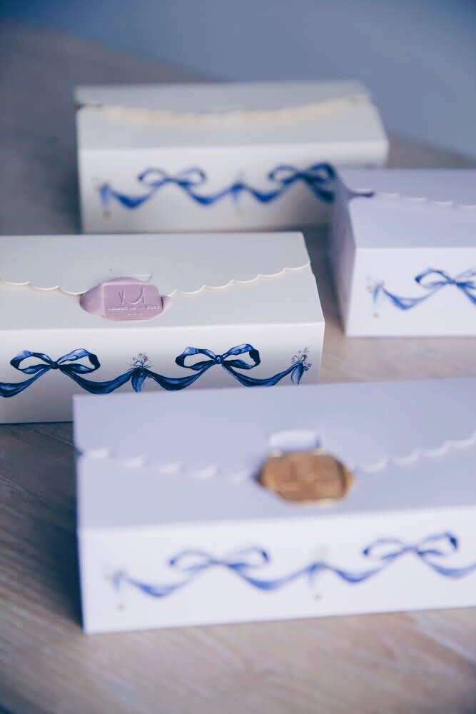 Pastel Almond Truffle (Toot) — Maison De La Fork