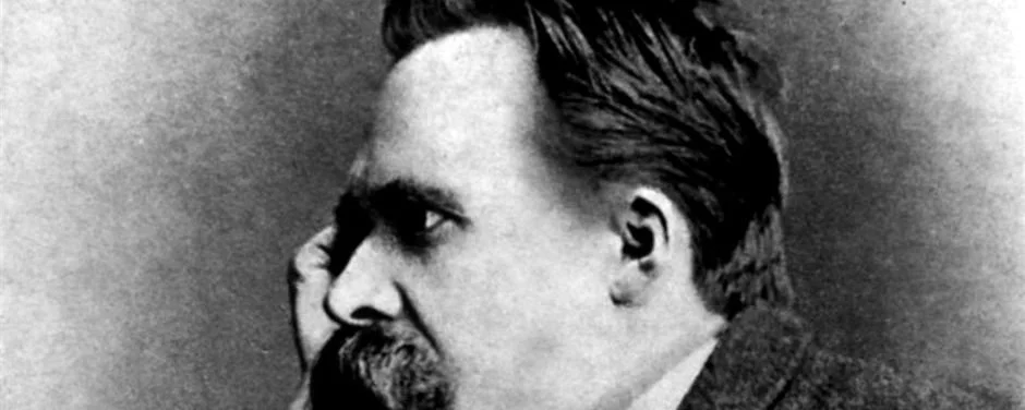 Nietzsche Zitate & Sprüche – über Depression, Mensch & Welt