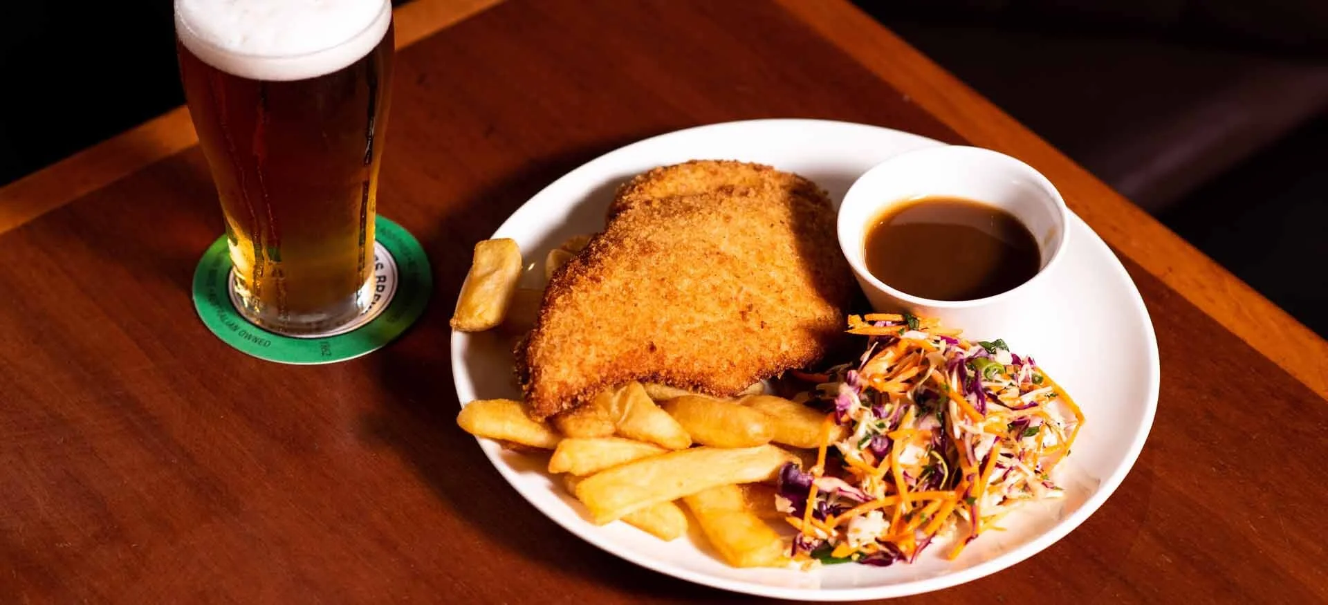 Dining — Regents Park Hotel, Regents Park, NSW