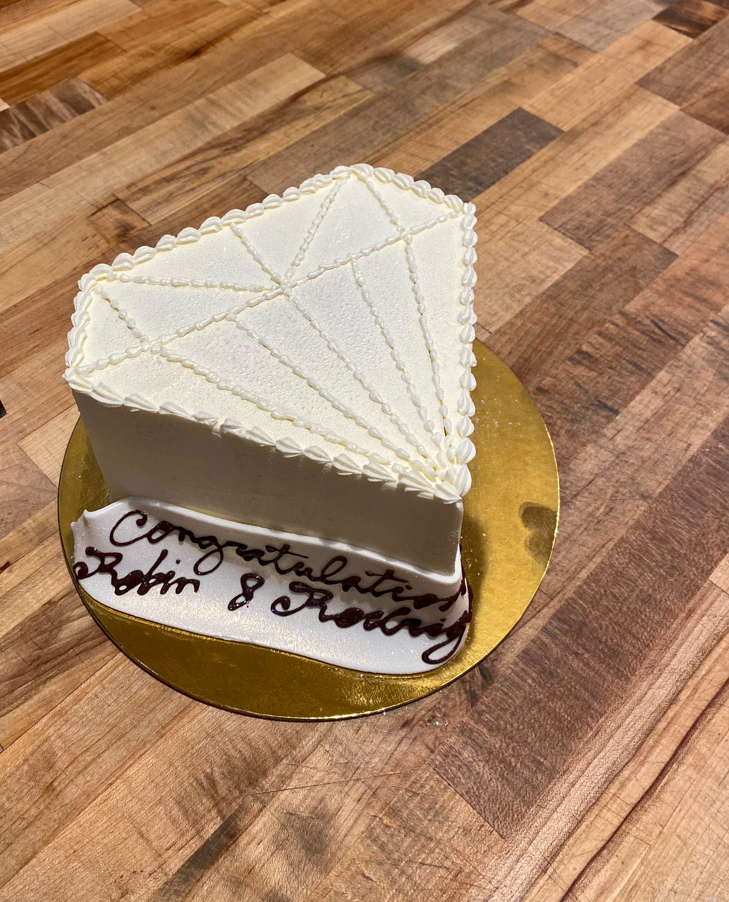 Custom Cakes | Order Your Dream Cake — Bianca