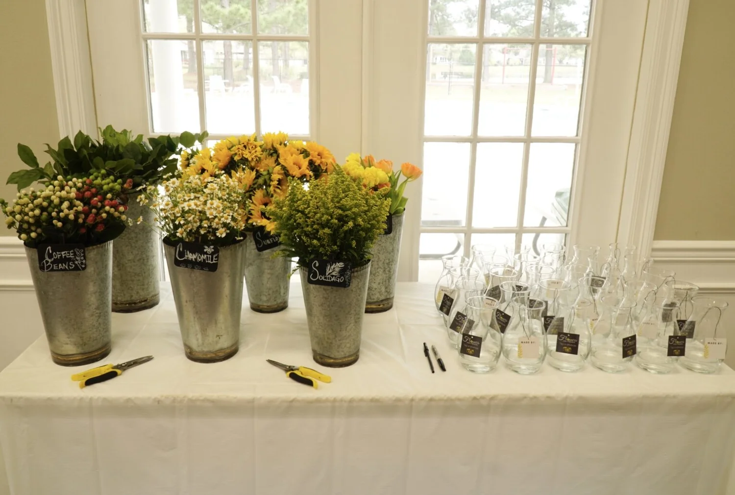 Flower Bar | Flowers with Friends | New Orleans, LA — Flowers with Friends