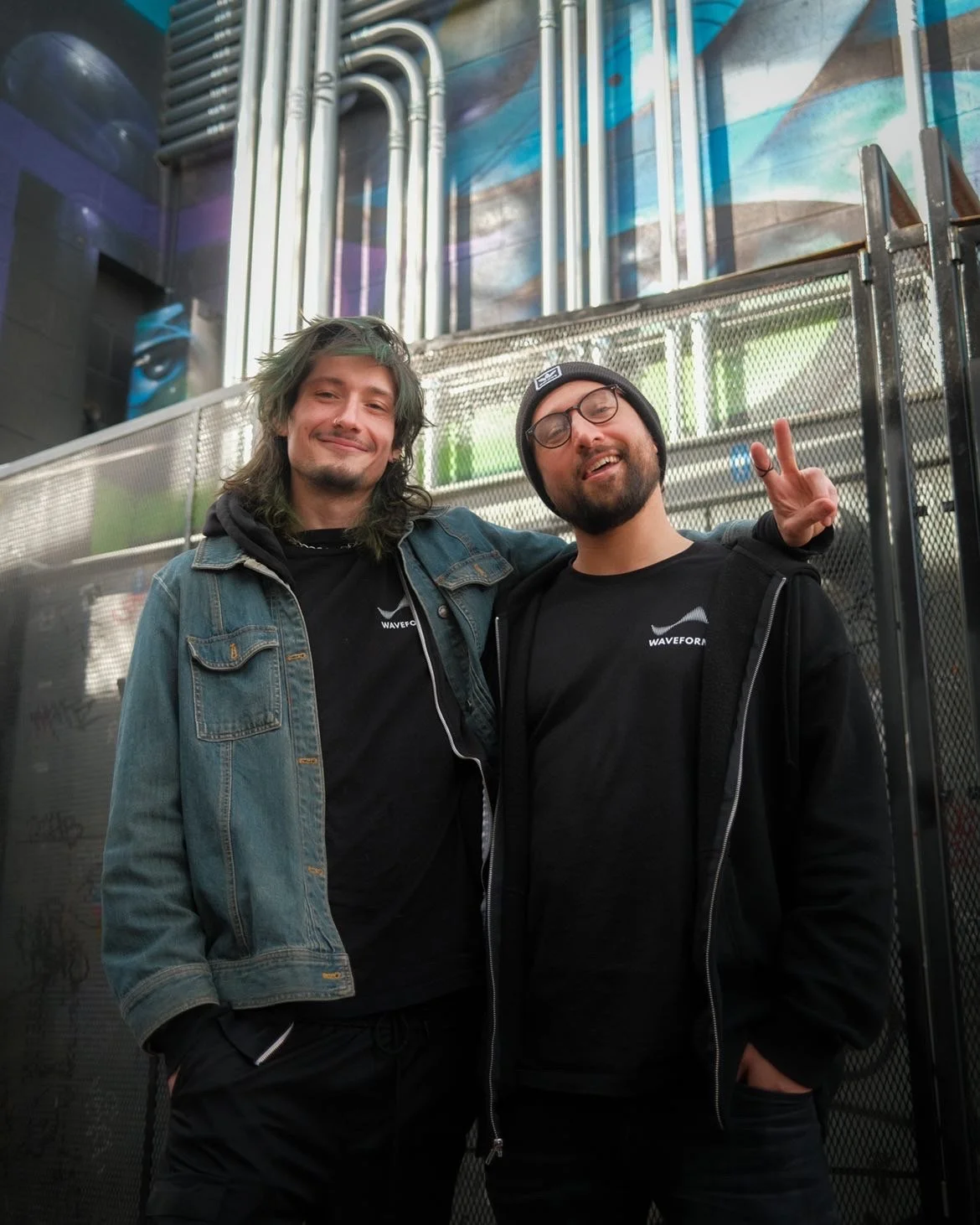 About — WAVEFORM.exp