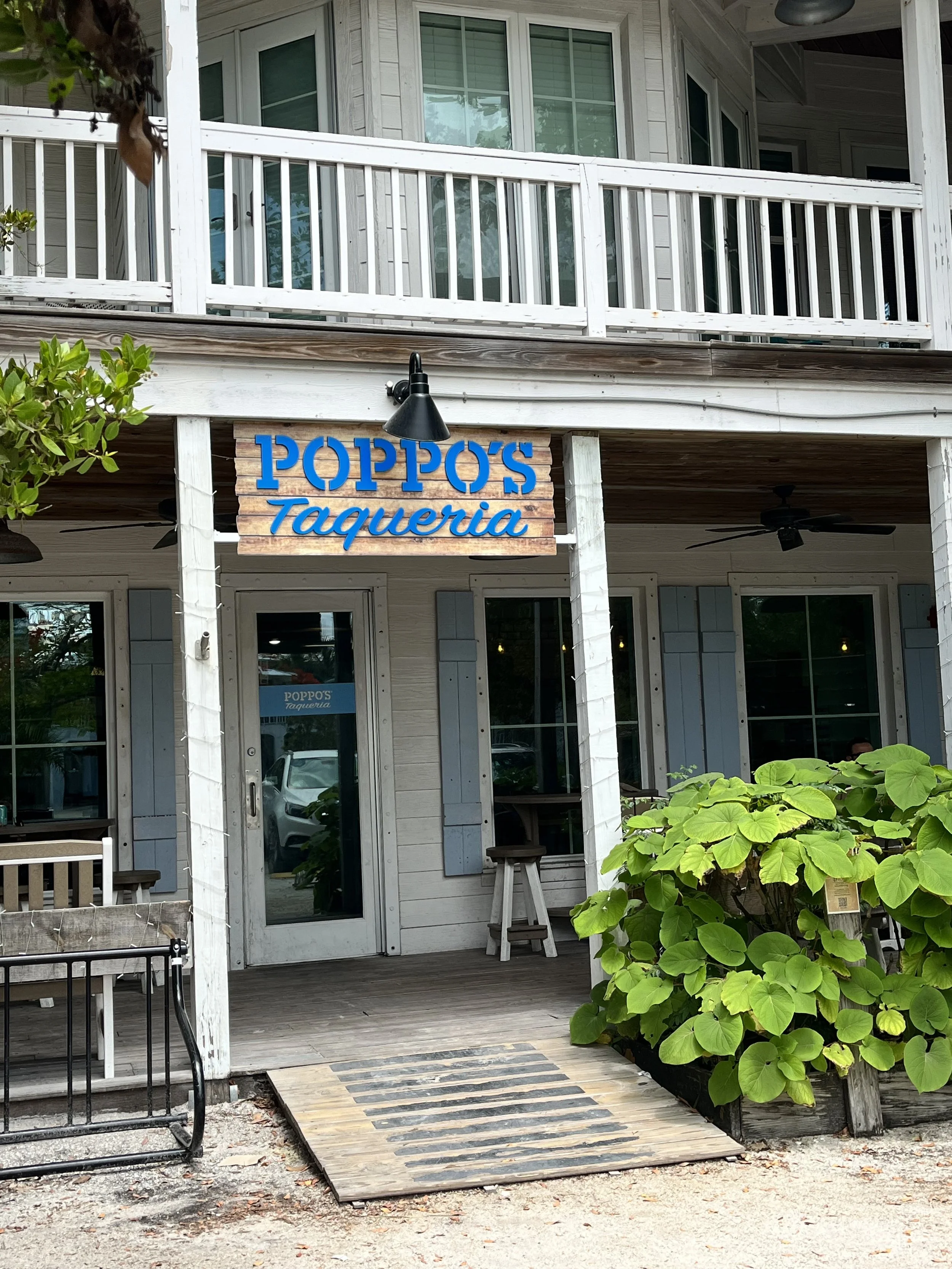 The Best Places to Eat at Anna Maria Island, Florida — Adopting Life's ...