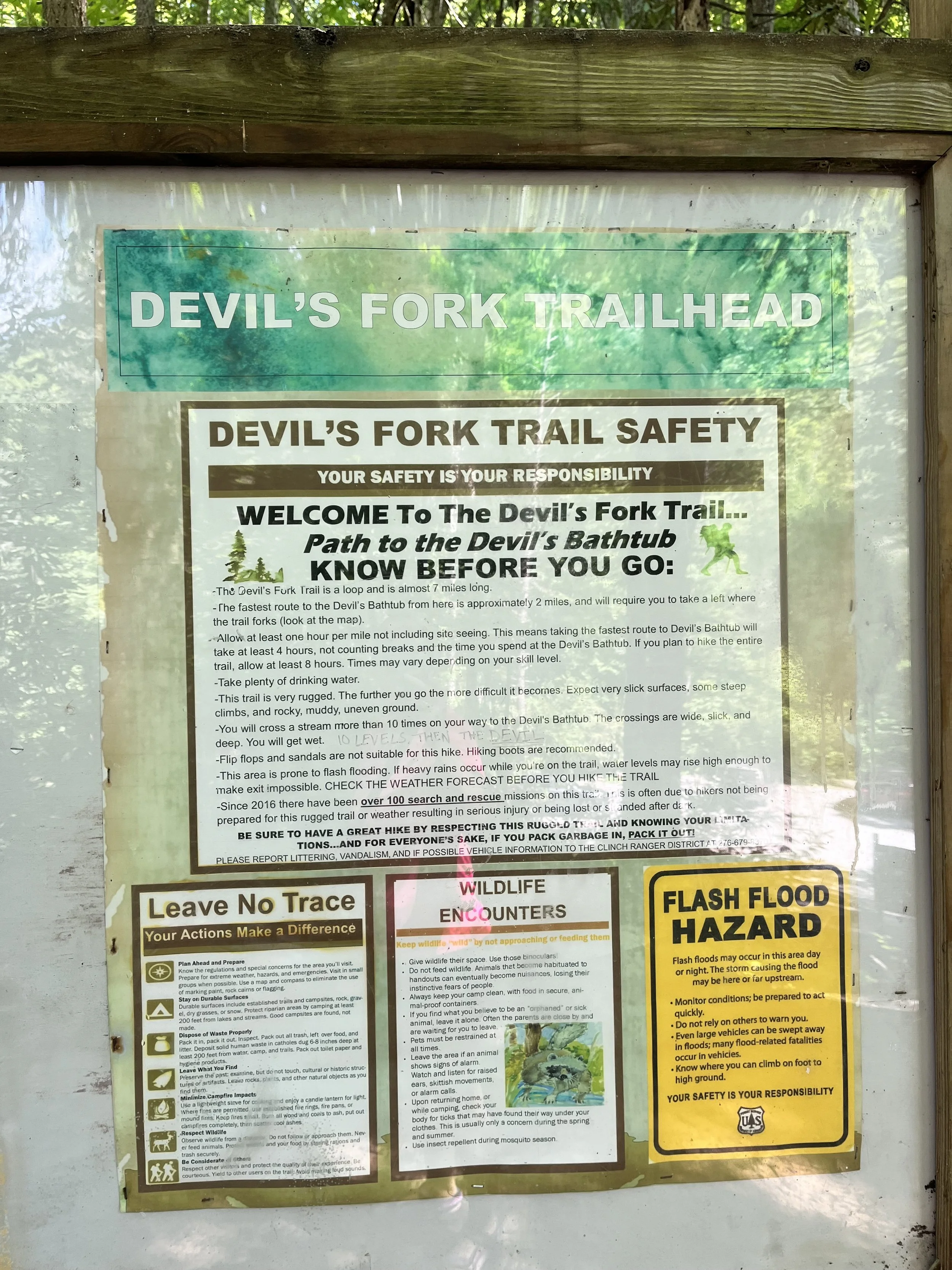 Cool Crystal-Clear Waters at Devil’s Bathtub in Virginia — Adopting ...