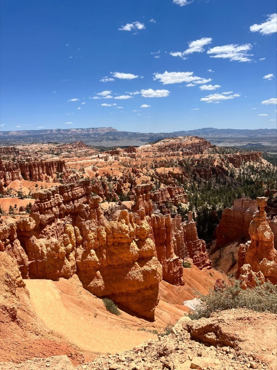Hike the Hoodoos along Bryce Canyon National Park’s Unique Landscape ...