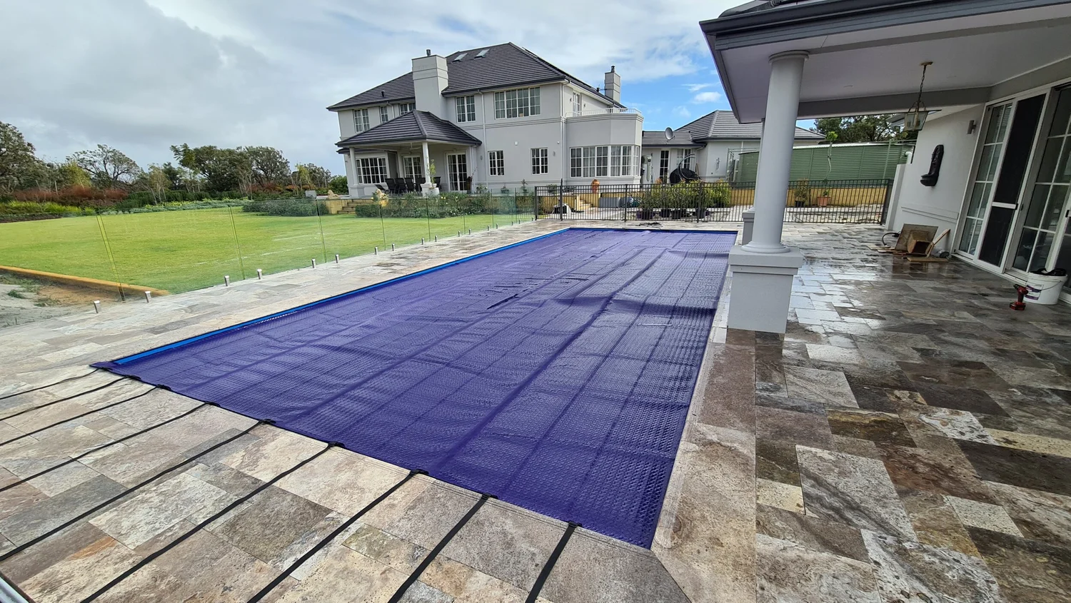 Aquavent Pool Blanket — Sunline Australia