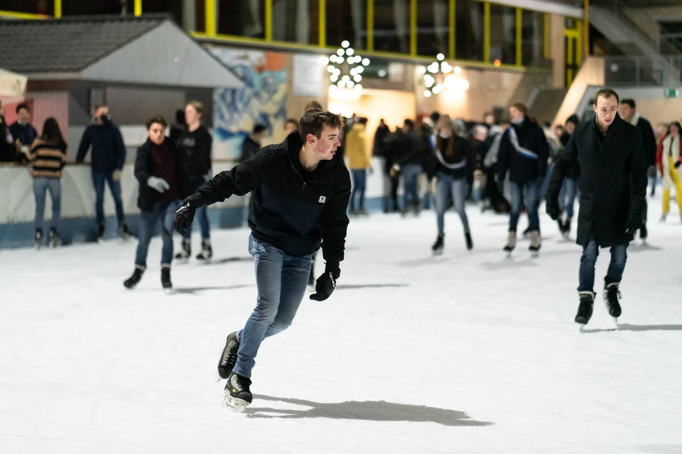 Students on ice — Brugge studentenstad