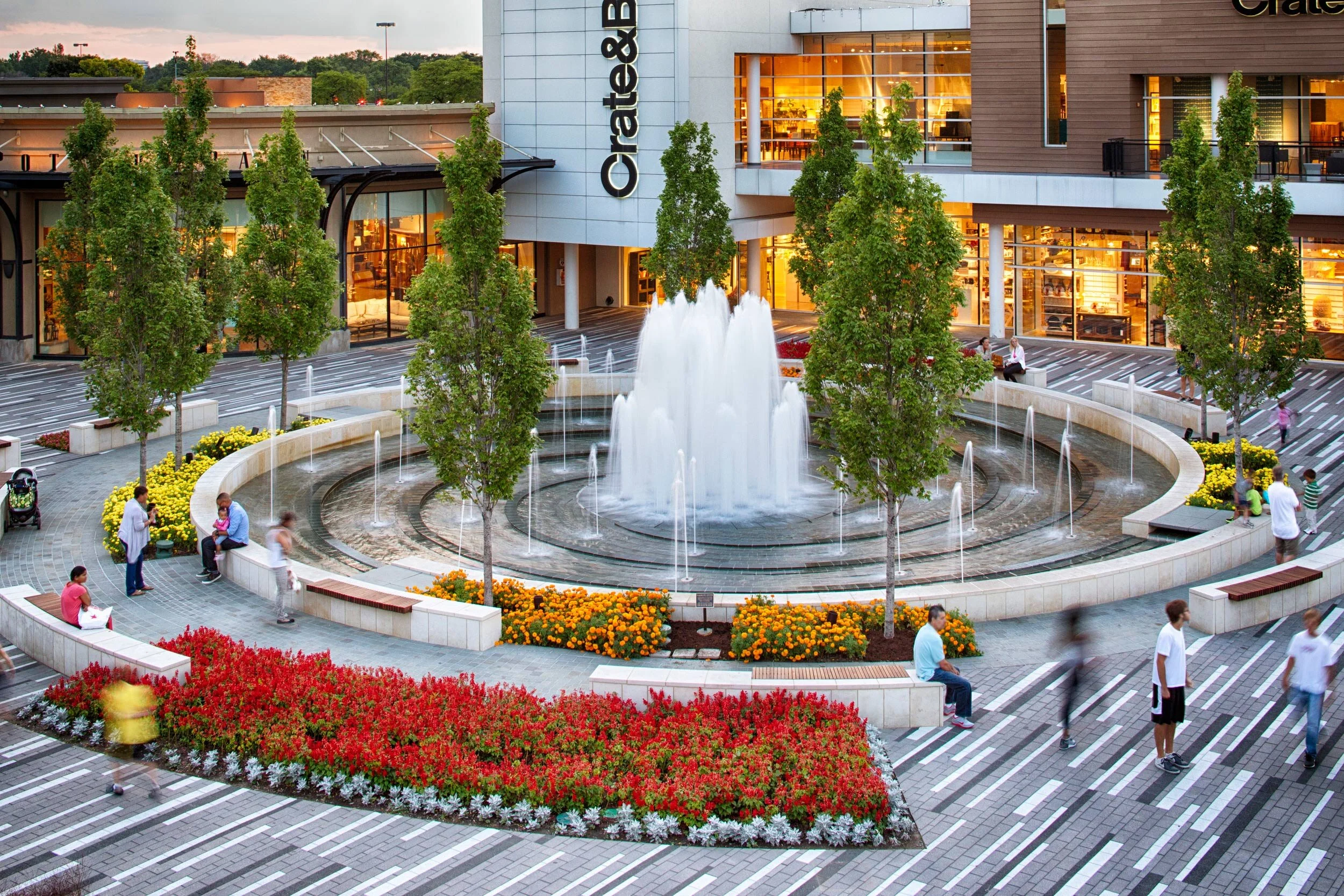 Oakbrook Center — StudioOutside