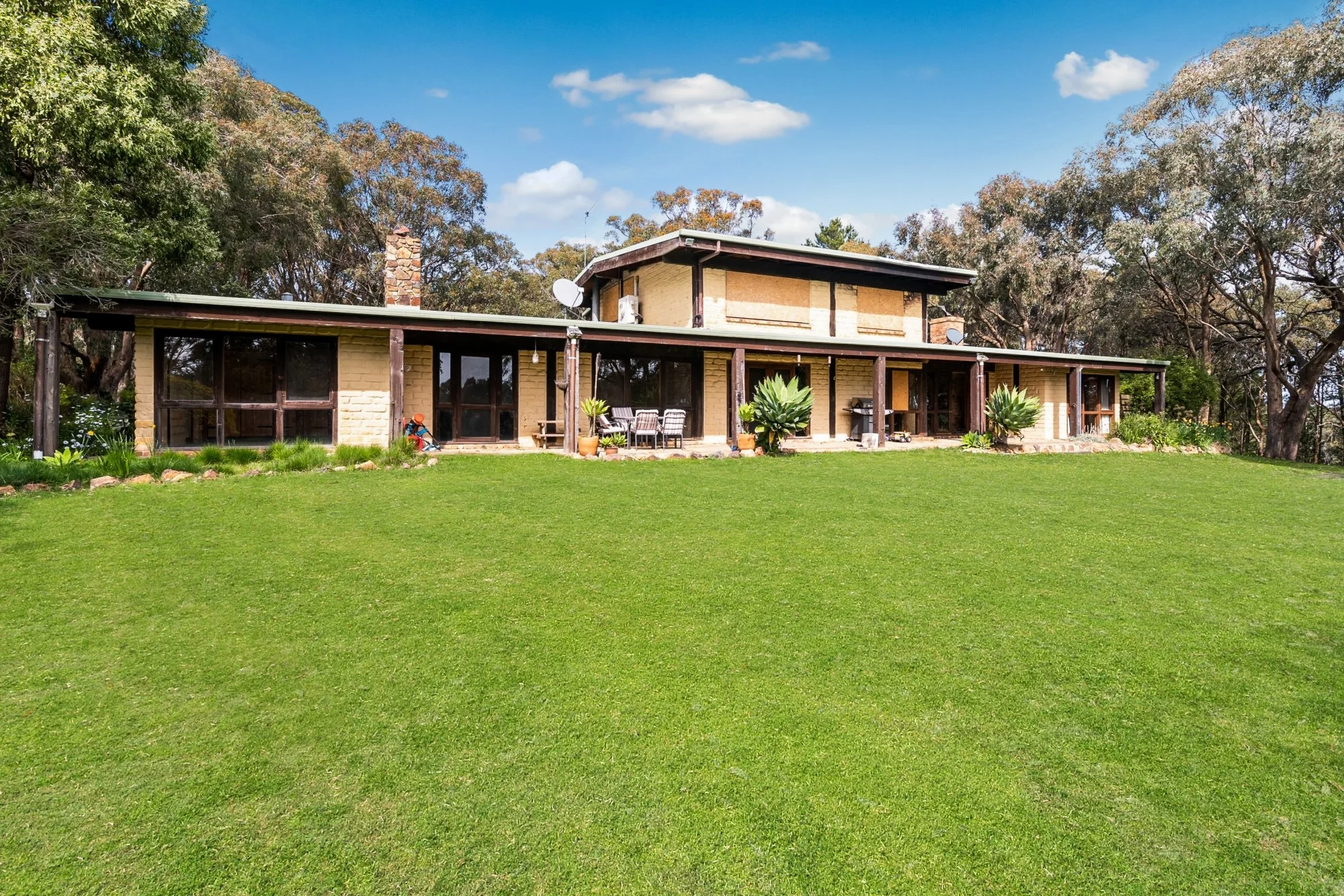 Established Homes — Bush Blocks and Buildings