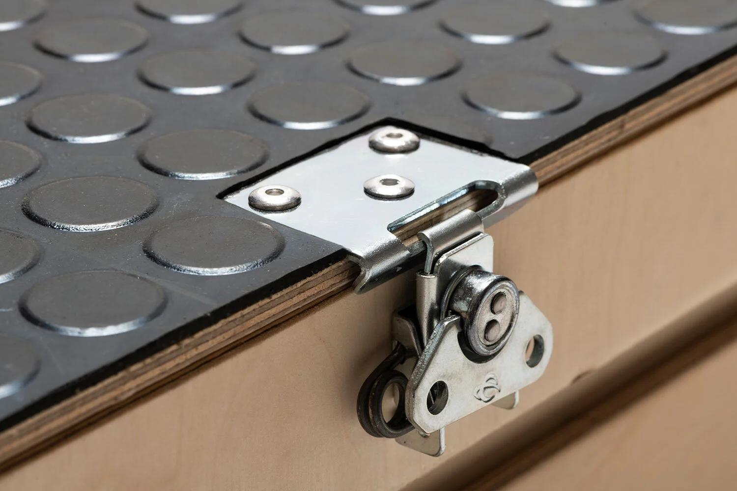 Car-Boot Box with two drawers