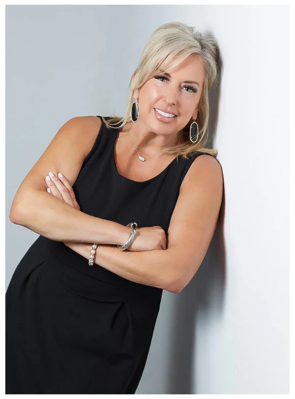 Houston’s Luxury Portrait Headshot Photography Studio for Professionals