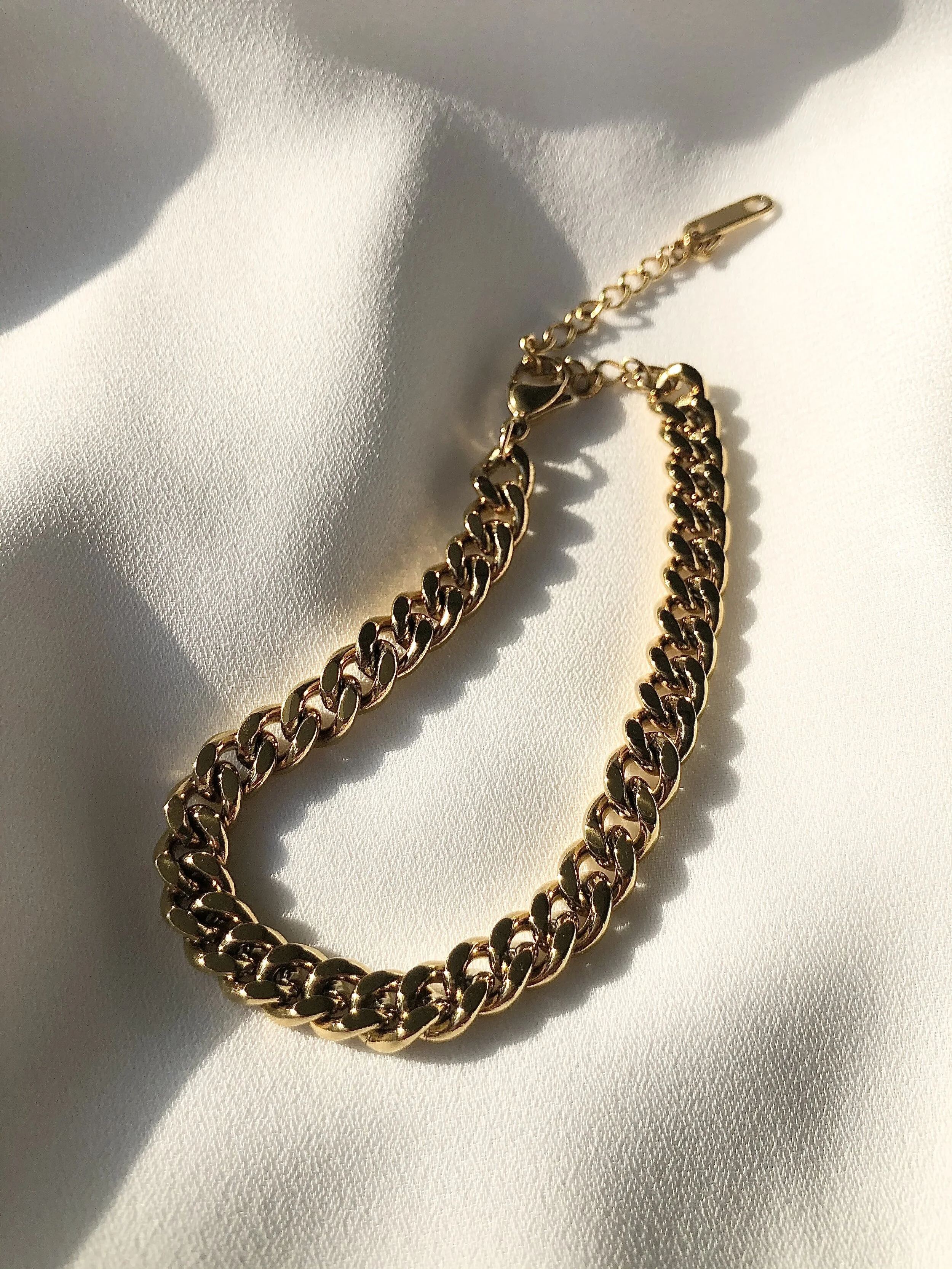 Roman Bangle — SOL E MAR