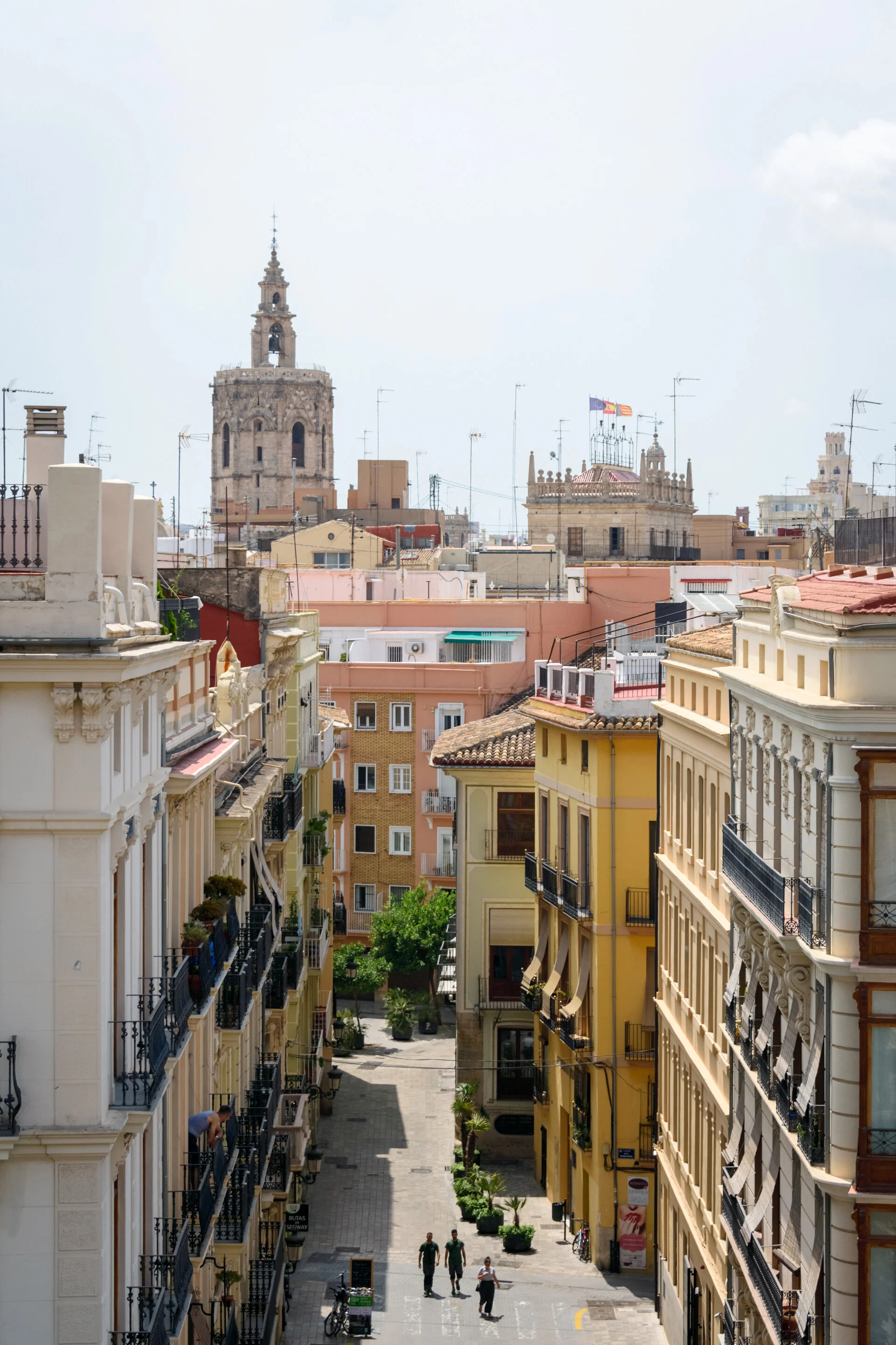 Architecture / interior / real estate / exhibition / design / drone ...