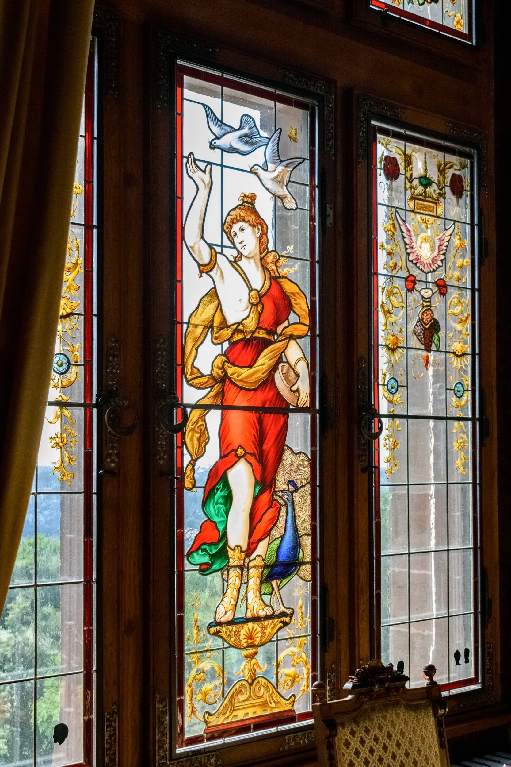 Architecture / interior / real estate / exhibition / design / drone ...