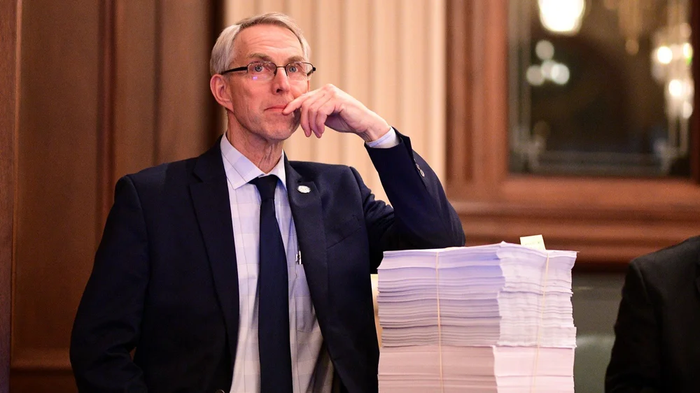 Halbrook Hit on Breaking Term Limit Pledge — The Illinoize