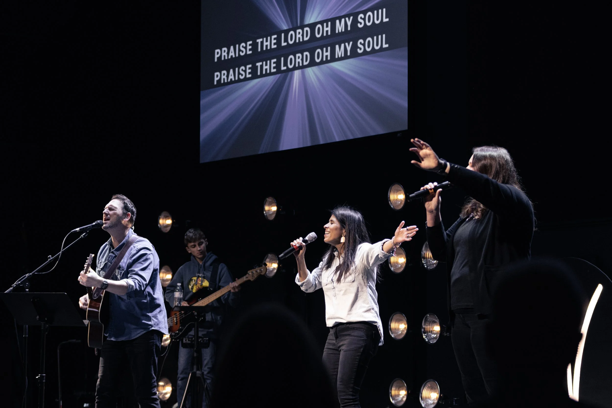 Worship Ministry — RESONATE LIFE