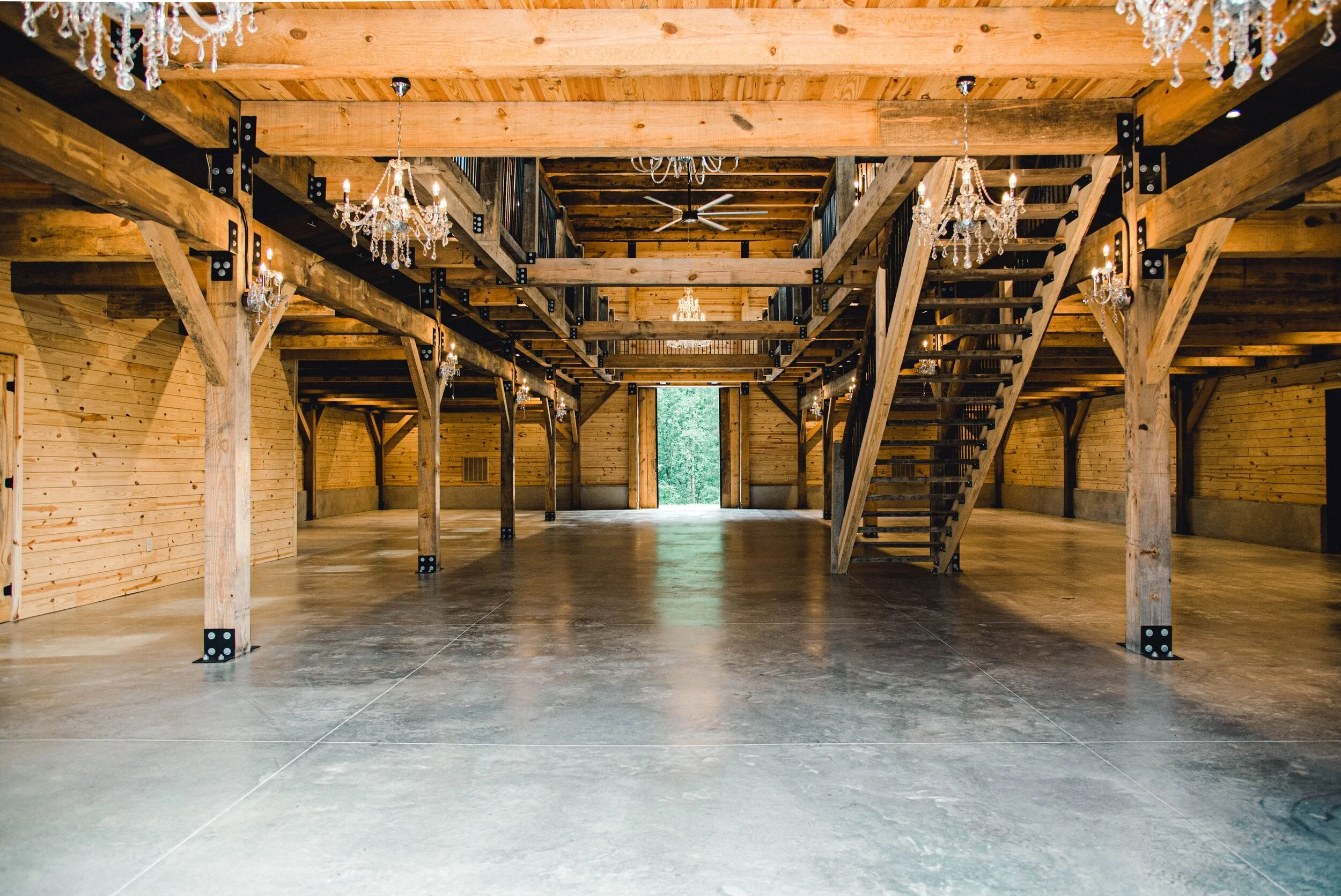 Wedding and Event Venue - The Barn at King Hill Farm